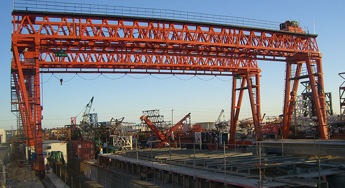 Bridge girder gantry crane